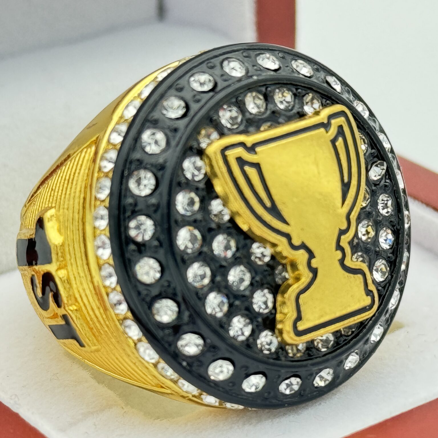 RINGS - Championship Rings, Medals & Awards