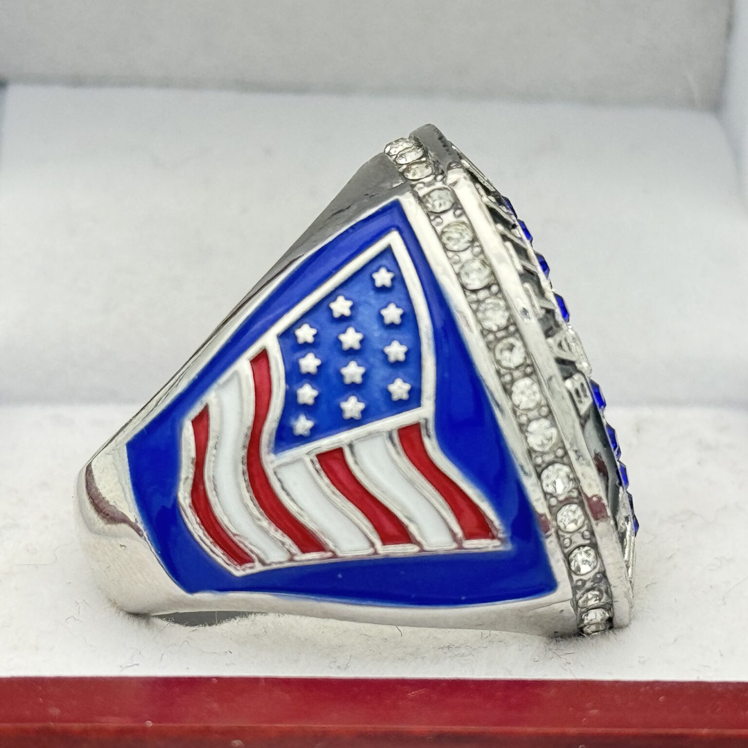 RINGS - Championship Rings, Medals & Awards