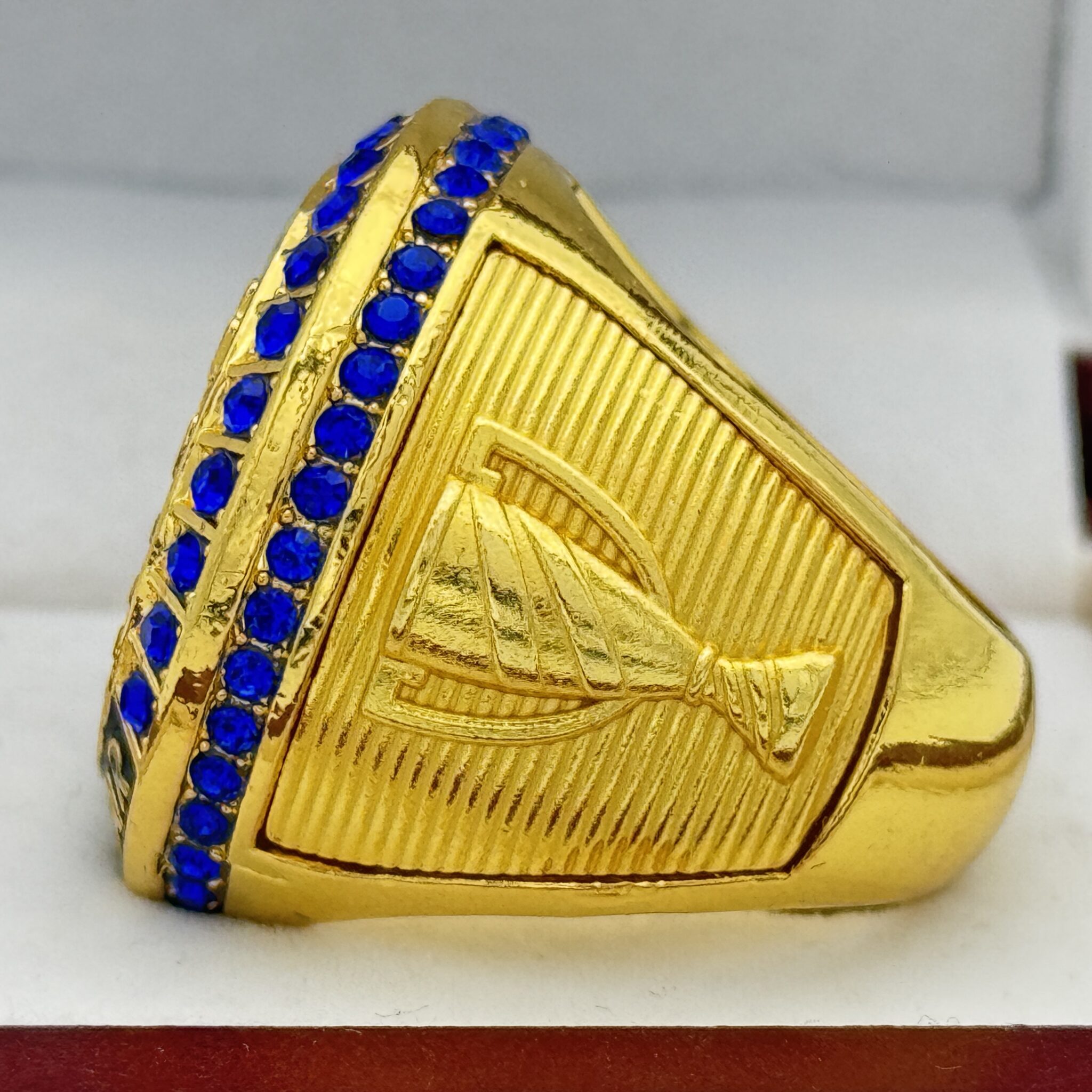 RINGS - Championship Rings, Medals & Awards