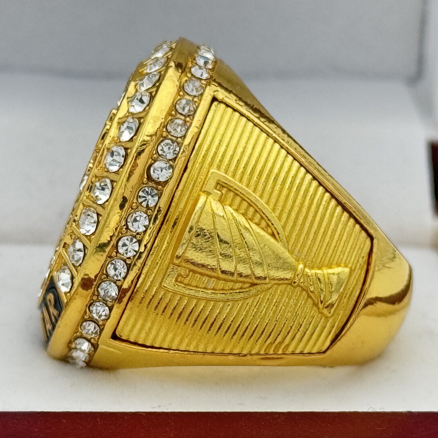 RINGS - Championship Rings, Medals & Awards