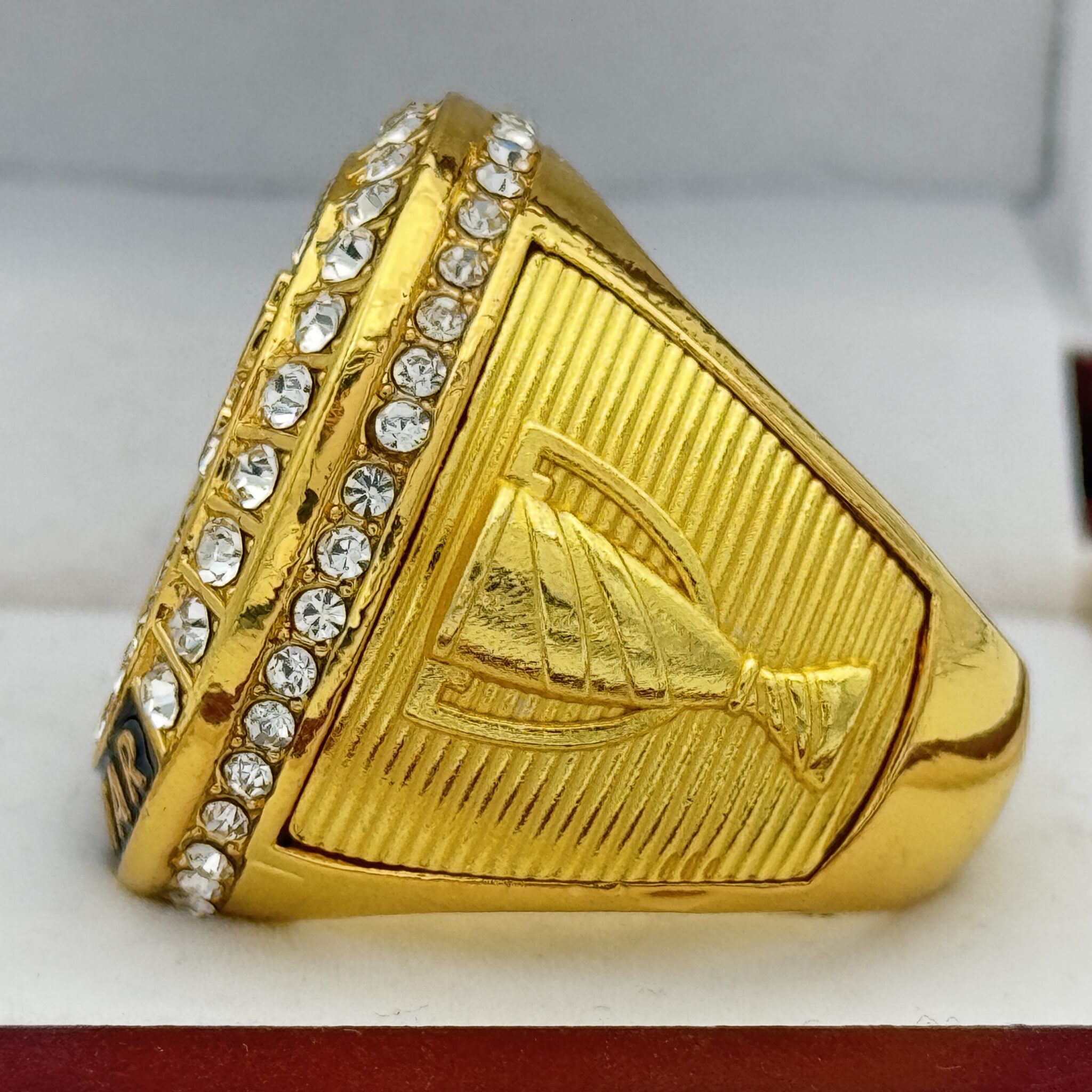 RINGS - Championship Rings, Medals & Awards