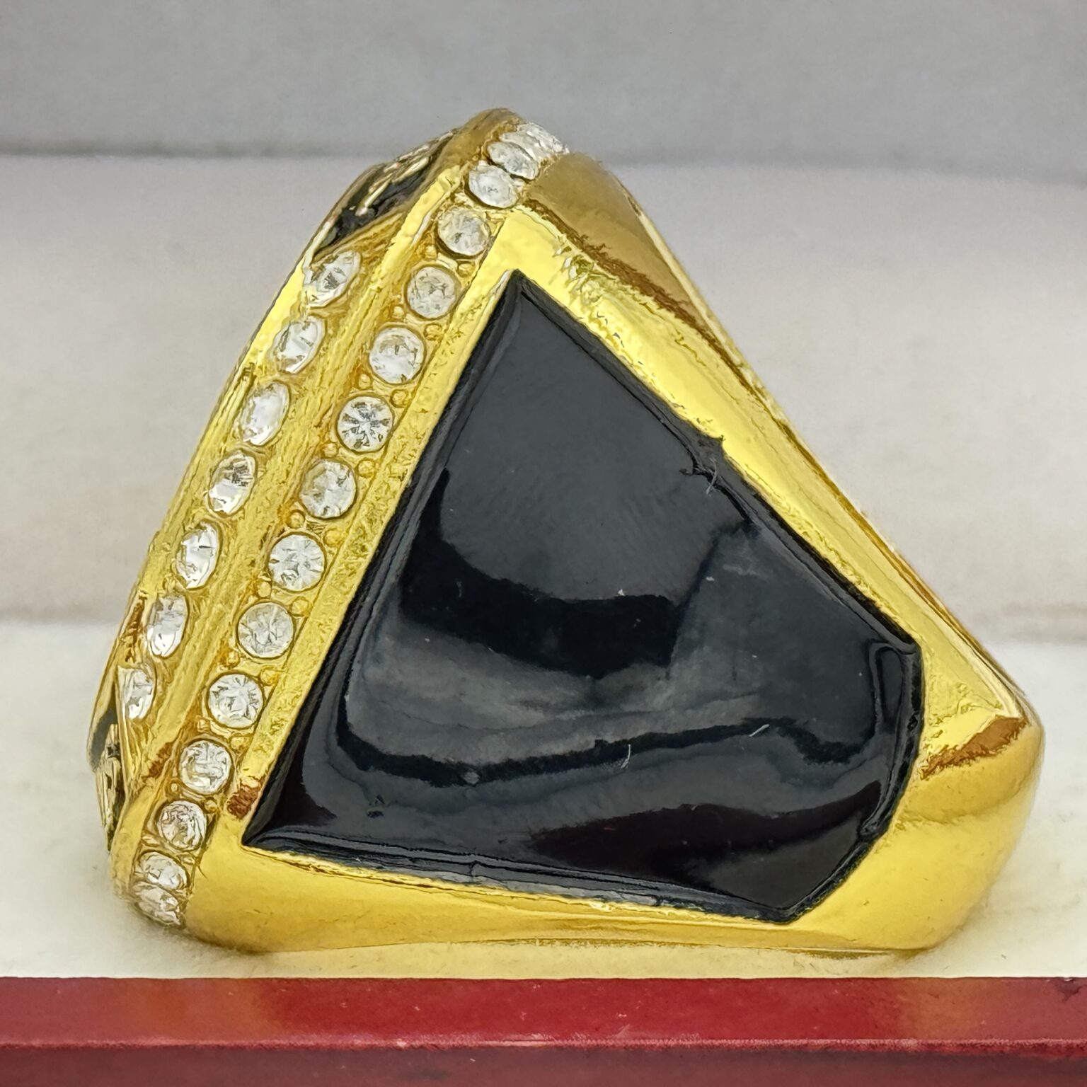 ENGRAVABLE RINGS - Championship Rings, Medals & Awards